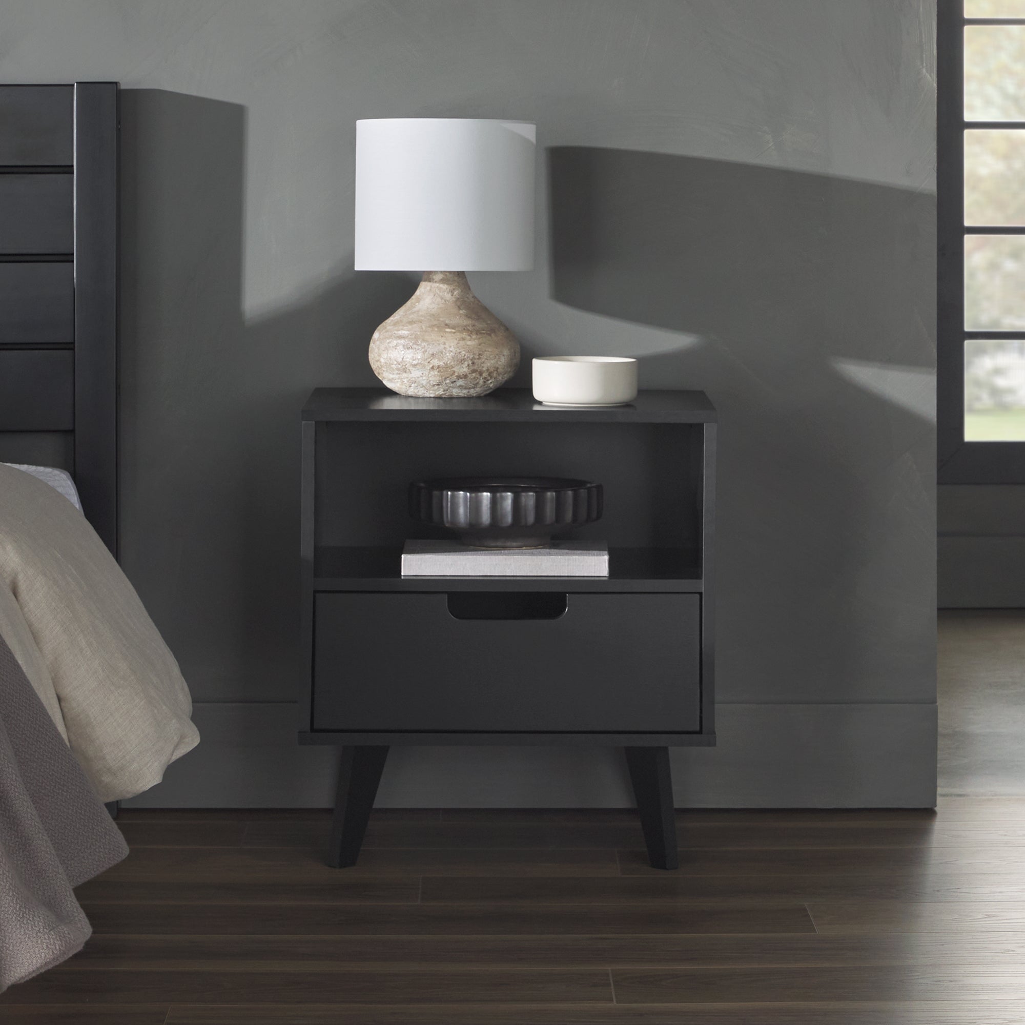 Sloane Hans Mid-Century Modern Angle-Leg Nightstand – Walker Edison