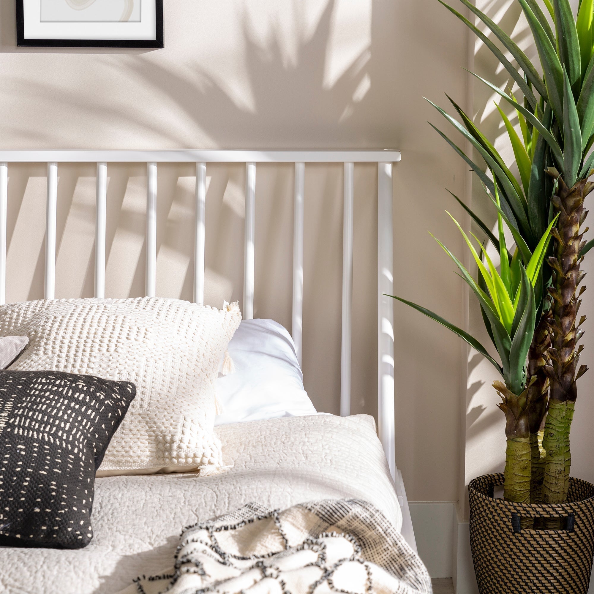 Mid-Century Modern Spindle Bed for Stylish Sleep – Walker Edison