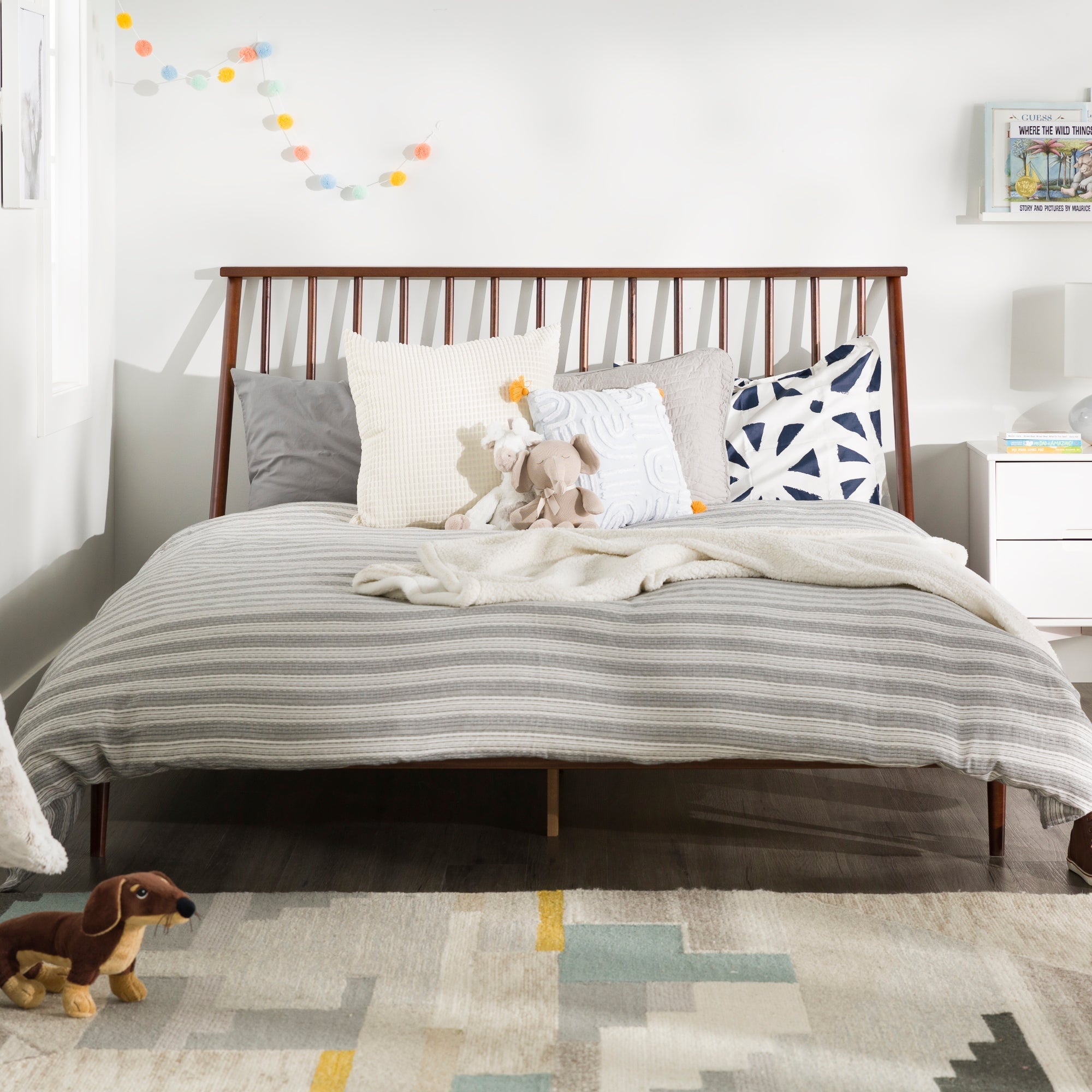 Mid-Century Modern Spindle Bed for Stylish Sleep – Walker Edison