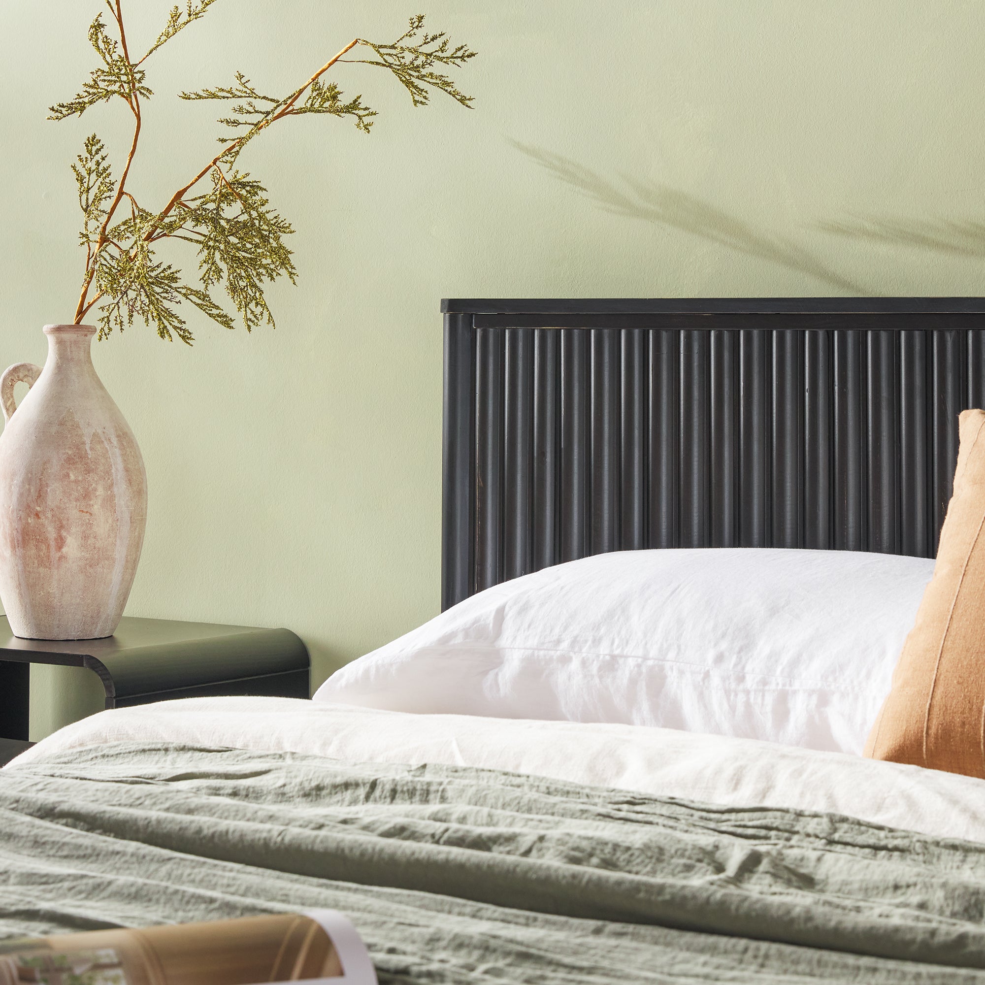 Paris Contemporary Reeded Headboard Solid Wood Bed – Walker Edison