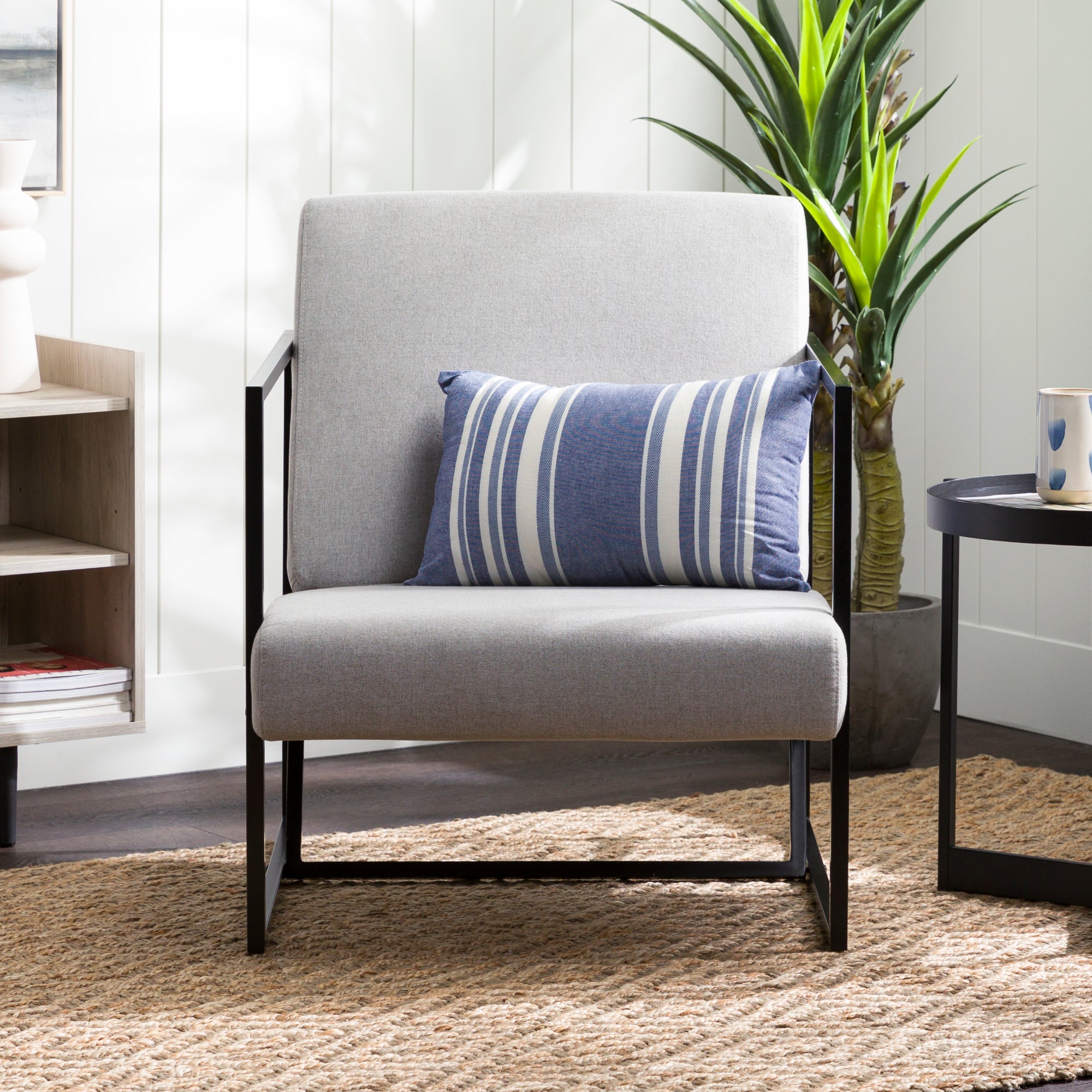 Mid-Century Modern Square Frame Fabric Lounge Chair – Walker Edison